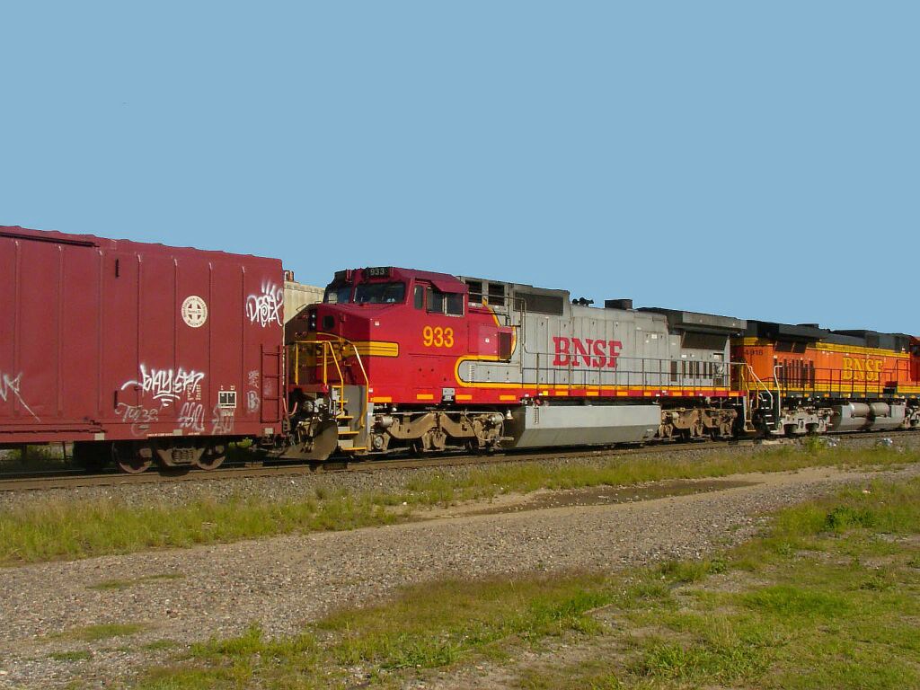 BNSF 933
